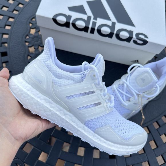 adidas | Shoes | Adidas Ultraboost Low White Zero Metallic Womens ...
